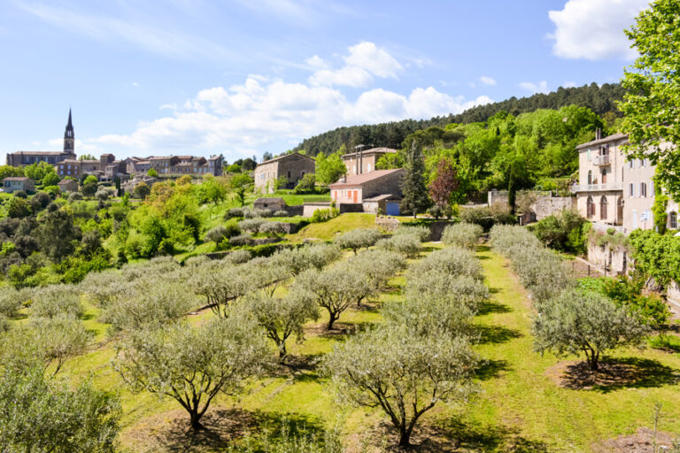 5 beaux villages à visiter en Ardèche - Une Porte Sur Deux Continents